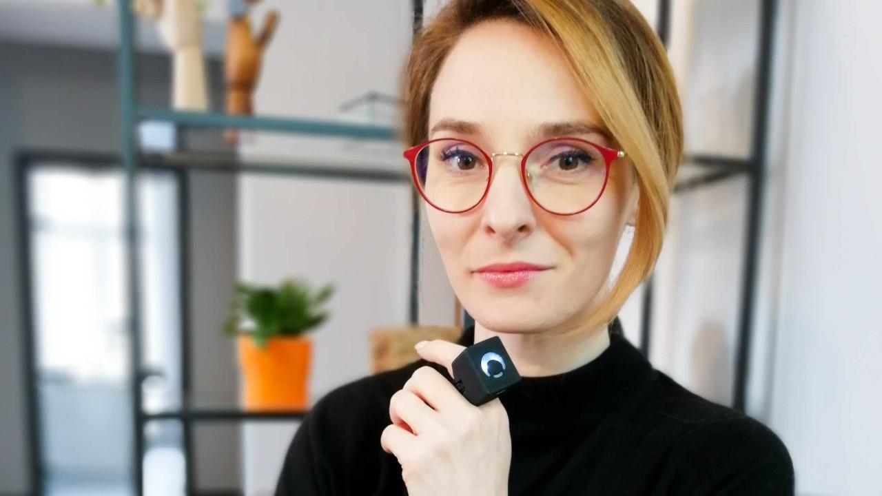 Brygida Dzidek (Haptology): Patrzeć przez ekran komputera, to jak ...